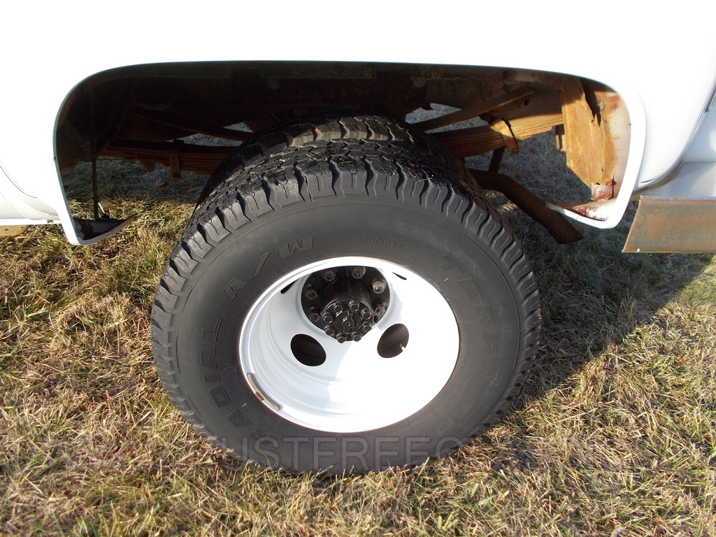 1977 77 Chevrolet Chevy Crew Cab Dually K30 1 one ton 4x4 Four Wheel Drive